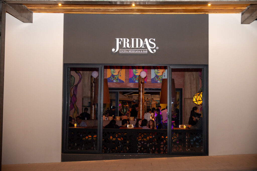 Fridas vuelve a sus raíces al abrir su segundo restaurante en Antigua ...