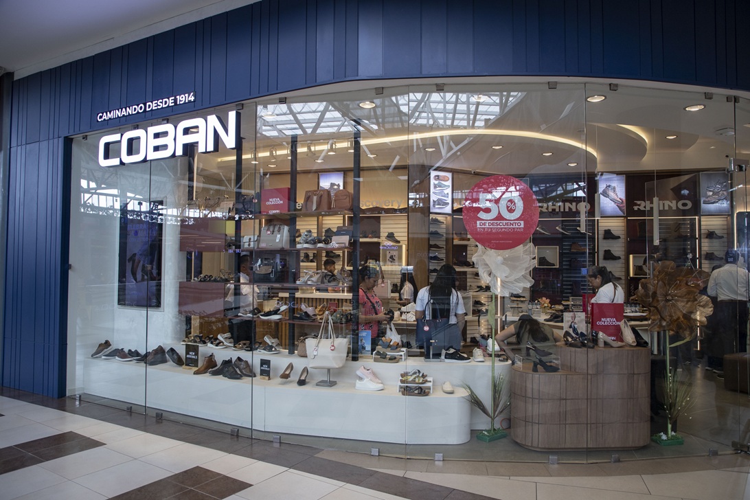 Calzado Cobán eleva su legado: inaugura tienda renovada en Portales con ...